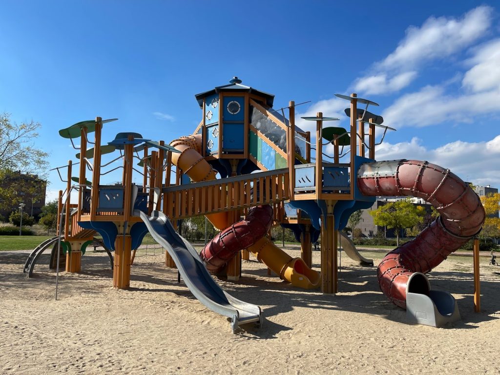 Parque Darwin 2 en Alcorcón, Madrid - PequeMap - Lugares, rutas y ...