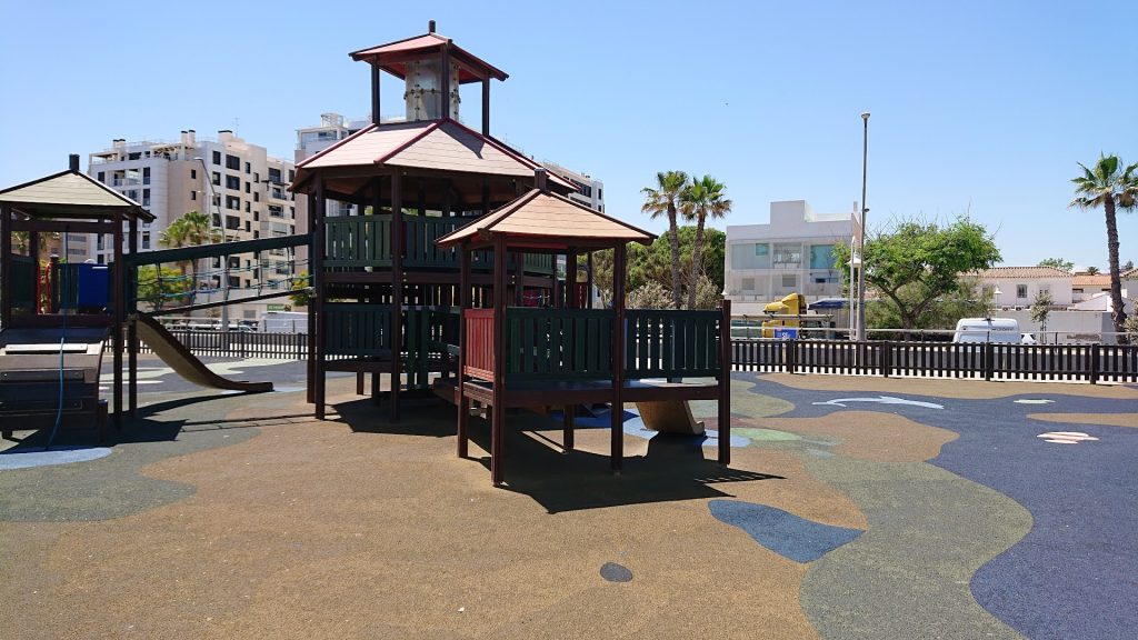Parque Infantil Barco Pirata, Málaga - PequeMap - Lugares, rutas y ...